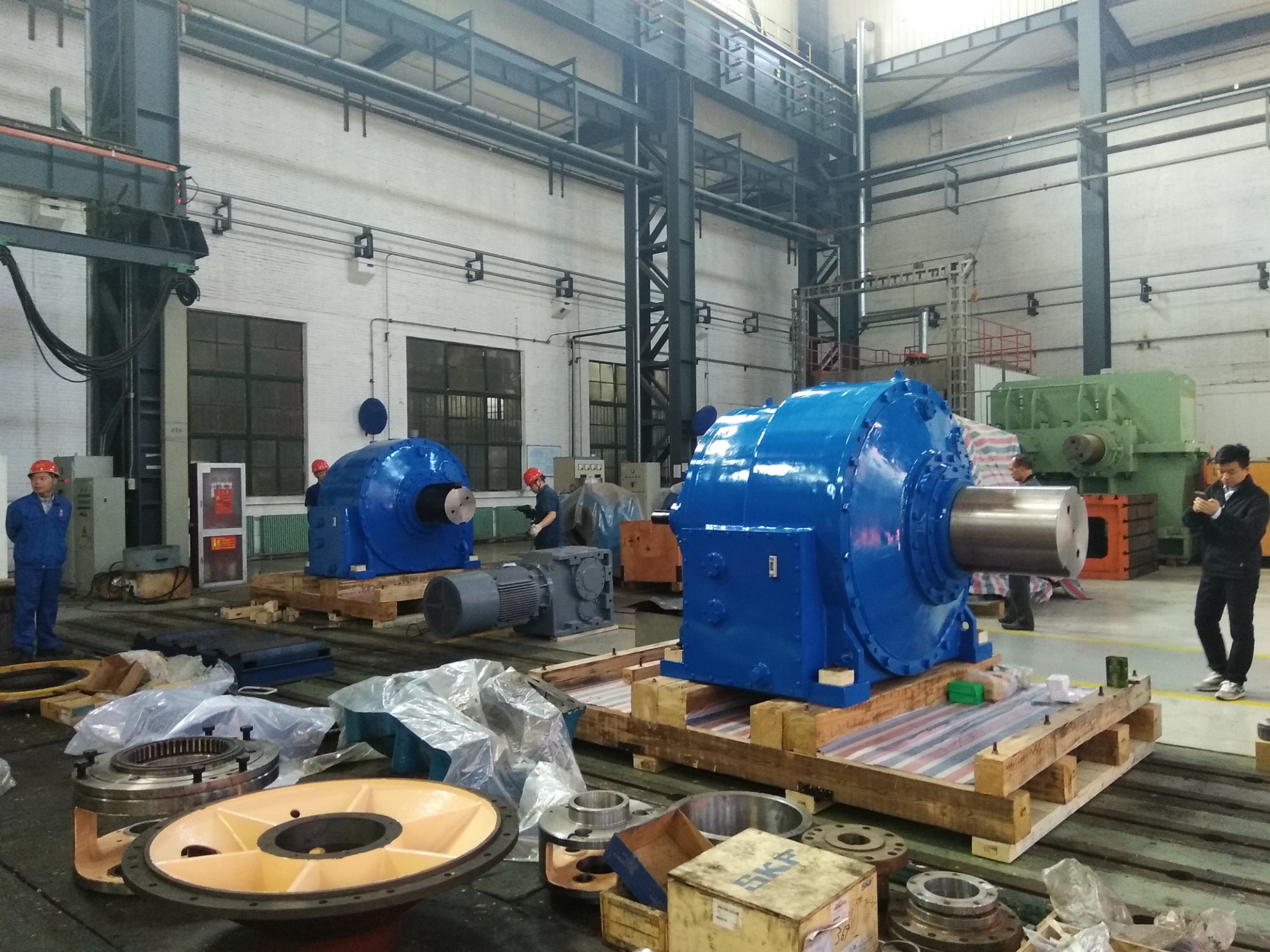 2 Sets of ZZF Series Large Mining Mill Reducers will be sent to South ...
